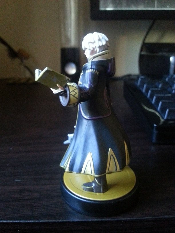 Amiibo Wave 4: First Impressions of Robin and Lucina | Attack of the Fanboy