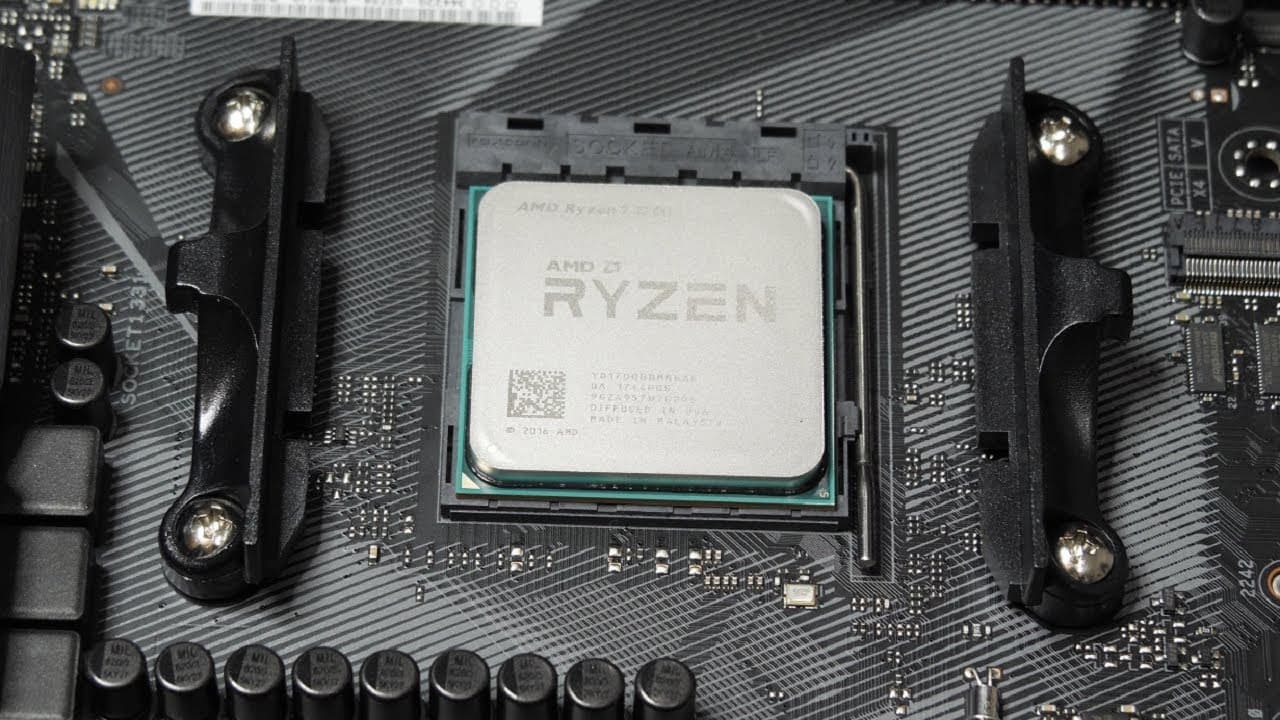 What is a Normal CPU Temp While Gaming? Explained | Attack of the Fanboy