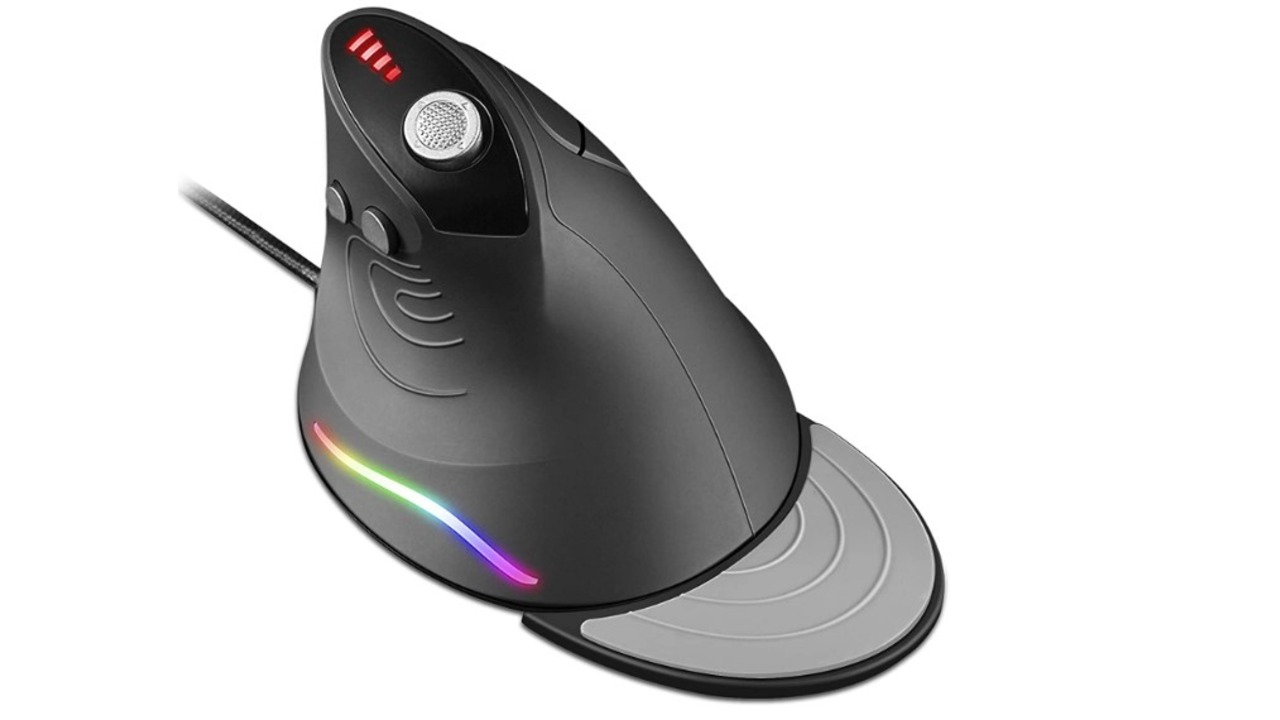 5 Best Vertical Gaming Mice October 2025 | Attack of the Fanboy
