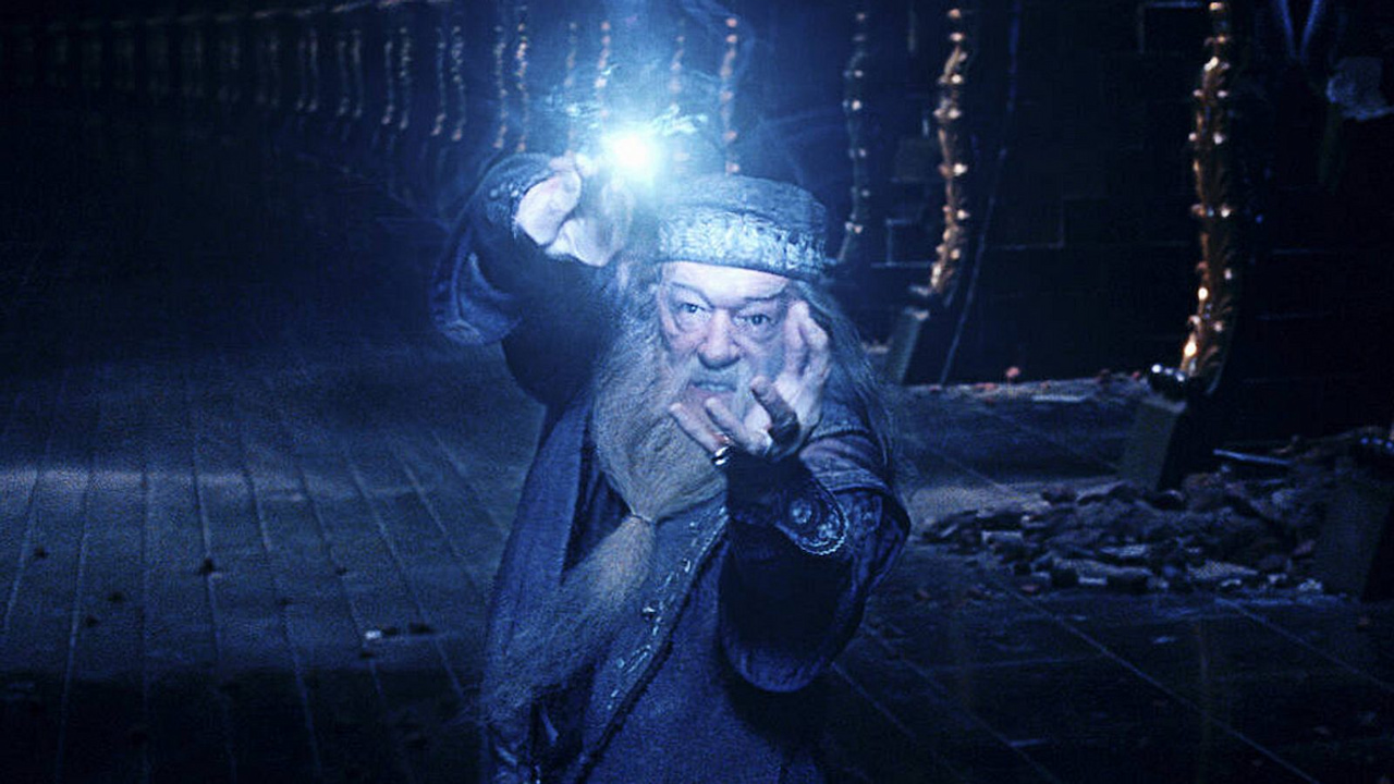 How to Make a Dumbledore Build in Hogwarts Legacy | Attack of the Fanboy