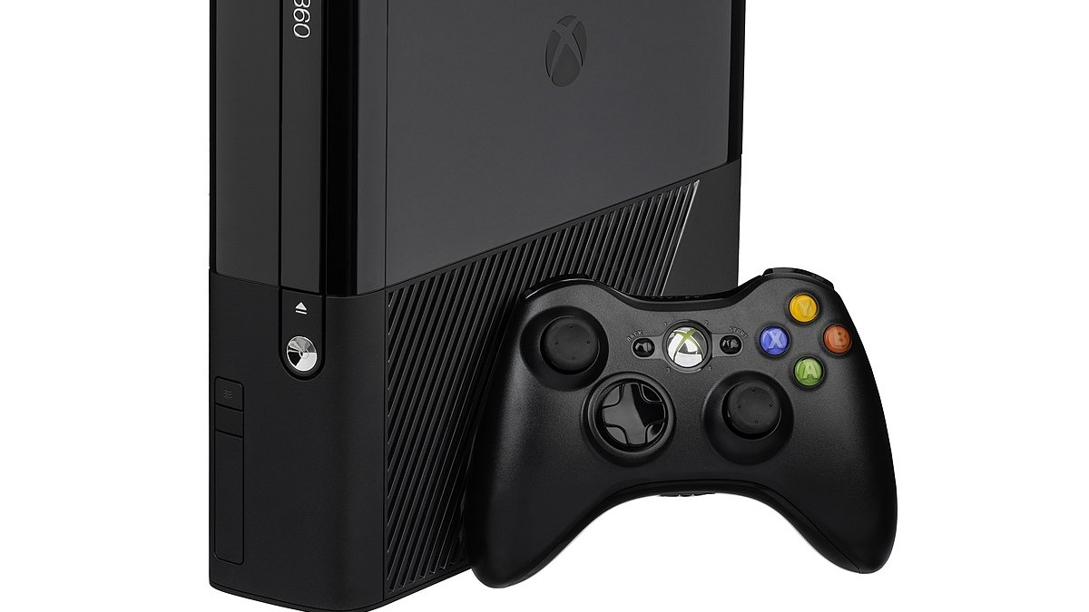 All Xbox Generations in Order of Release Date | Attack of the Fanboy