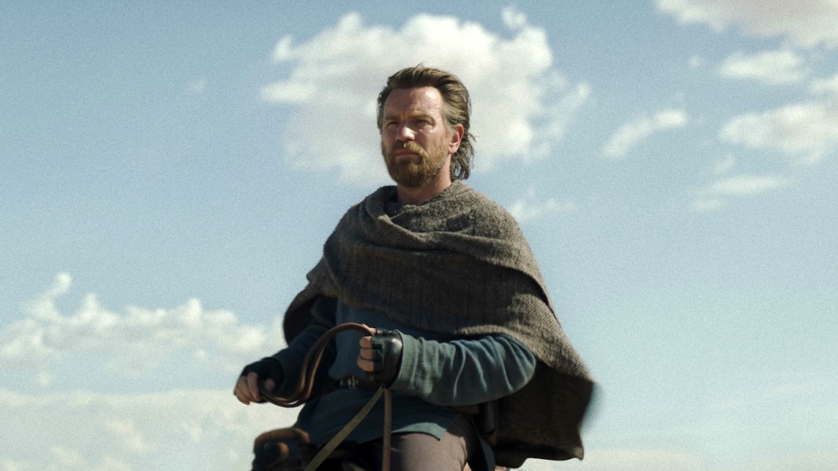 Ewan McGregor Has Great Kenobi News | Attack of the Fanboy