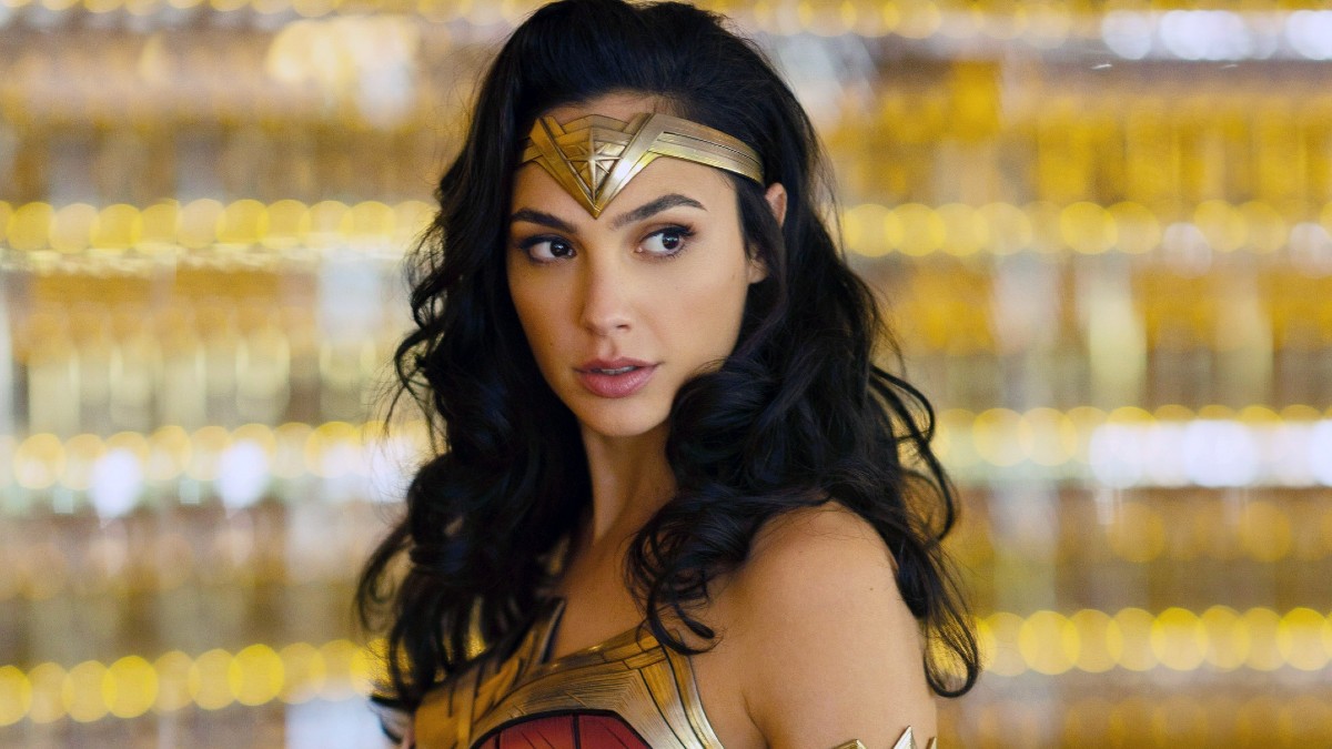 Wonder Woman Actress Angry Over Reboot | Attack of the Fanboy