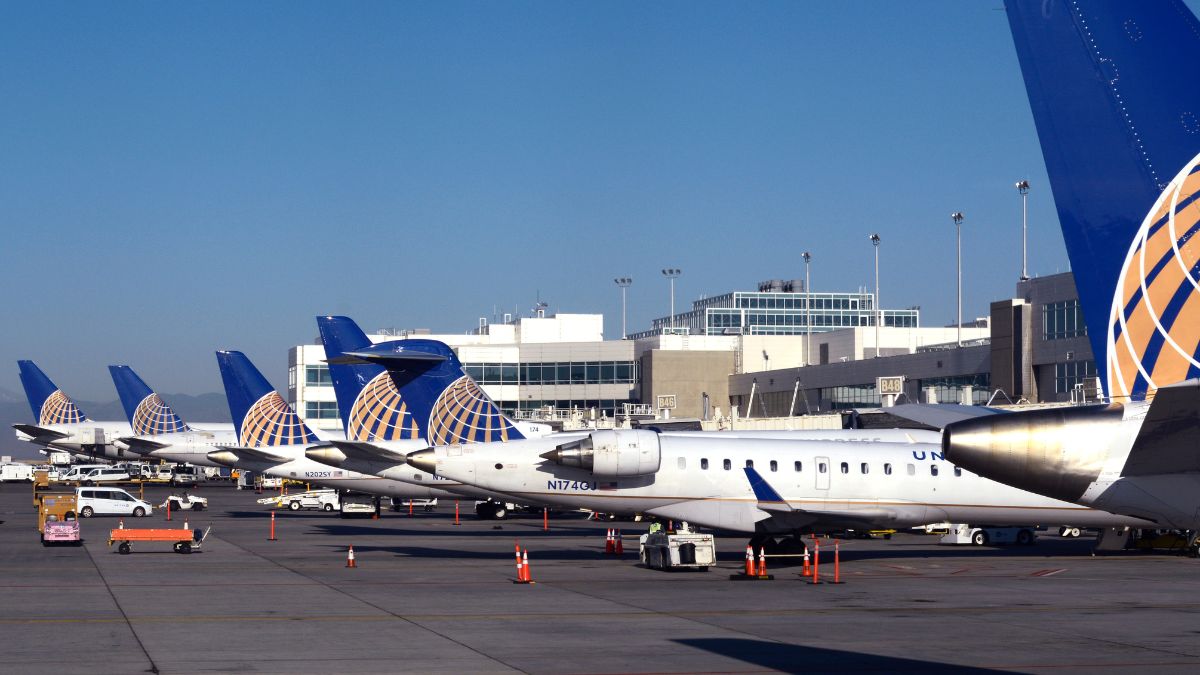 American Airlines Flight Erupts in Flames at Denver International ...