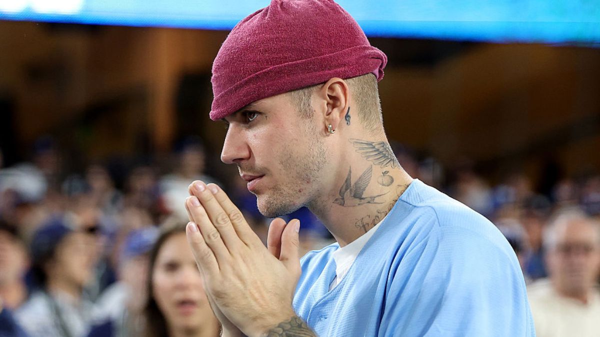 'Hilariously bad' or 'pure music magic'? Justin Bieber's surprise ...