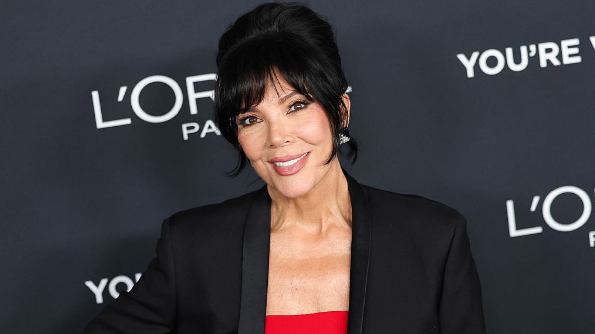 70-year-old Kris Jenner looks younger than 44-year-old daughter Kim ...