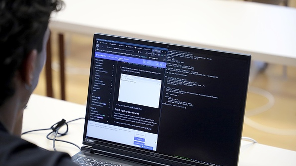 Hackers found a way to get Apple, Amazon, and other tech giants to hand ...