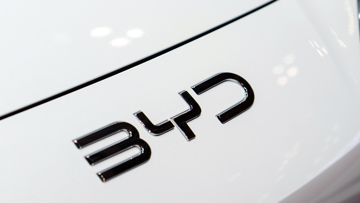 Tesla loses its EV crown as a new rival takes the top spot | Attack of ...