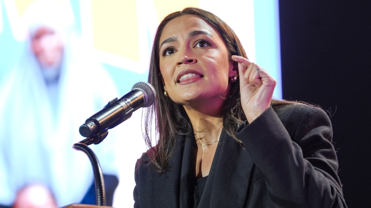 AOC just slammed the entire GOP after Trump’s latest speech, claiming ...