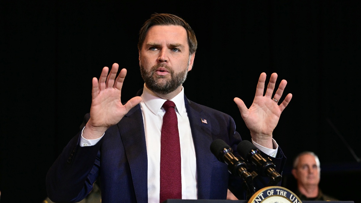 JD Vance slams the 'incestuous nature' of America's elite, but claims ...