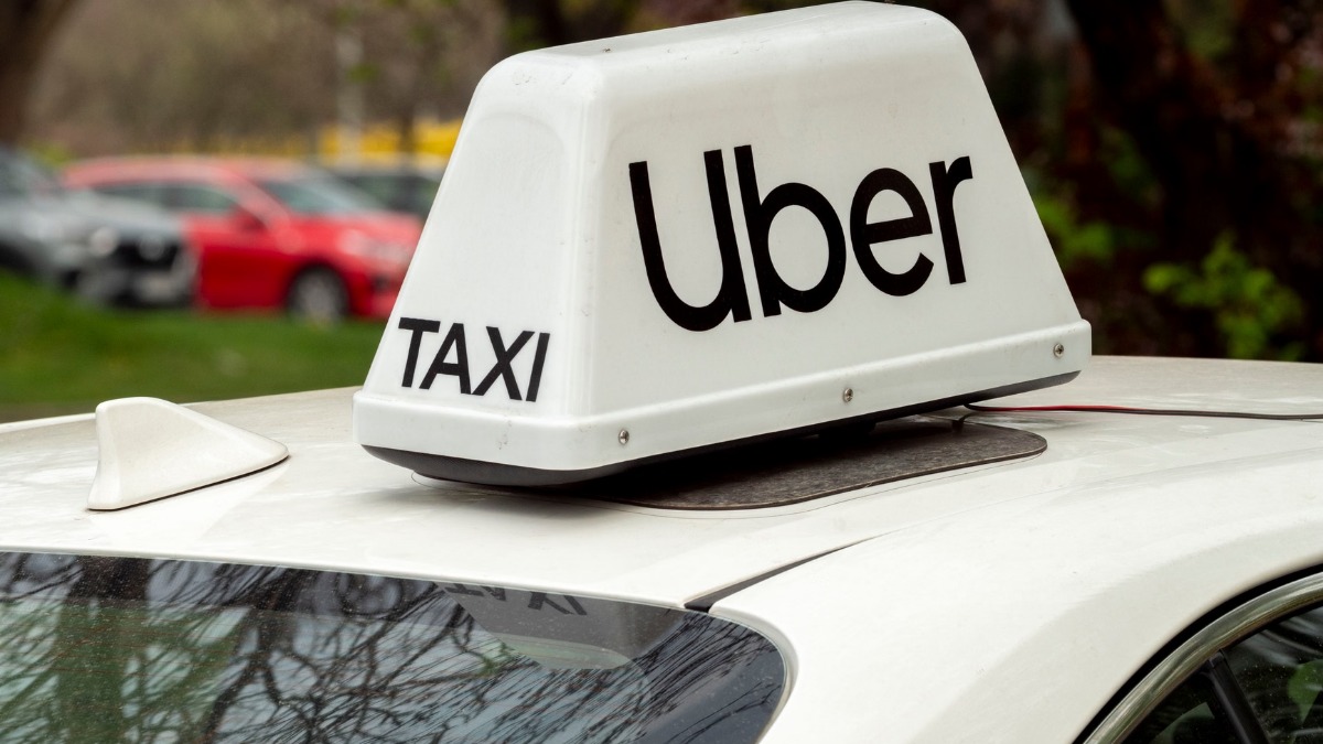 Part-time Uber driver shares his earnings history, and he says it's not ...